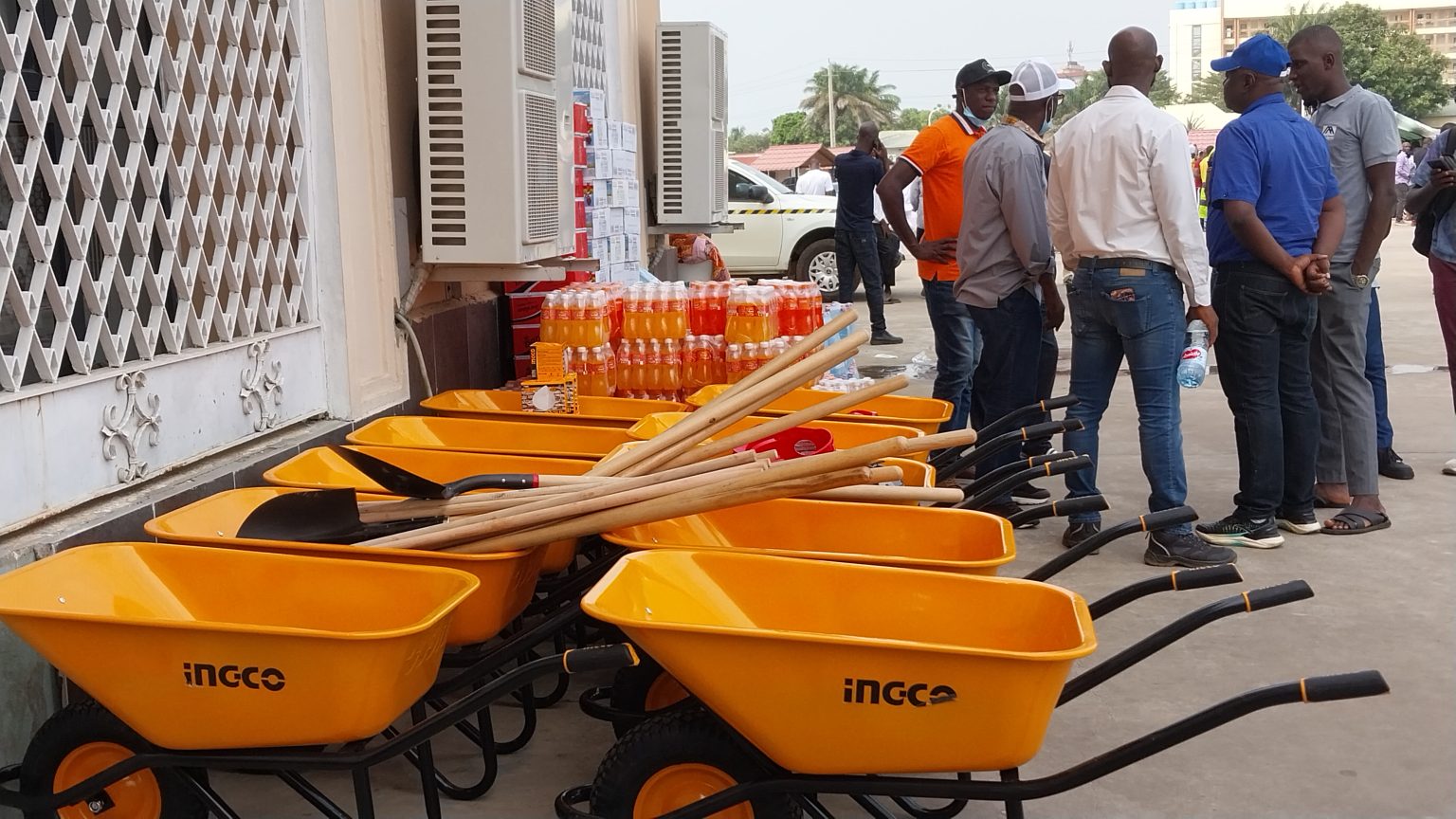 Incendie du dépôt d’hydrocarbures de Conakry : Mining House multiplie ...